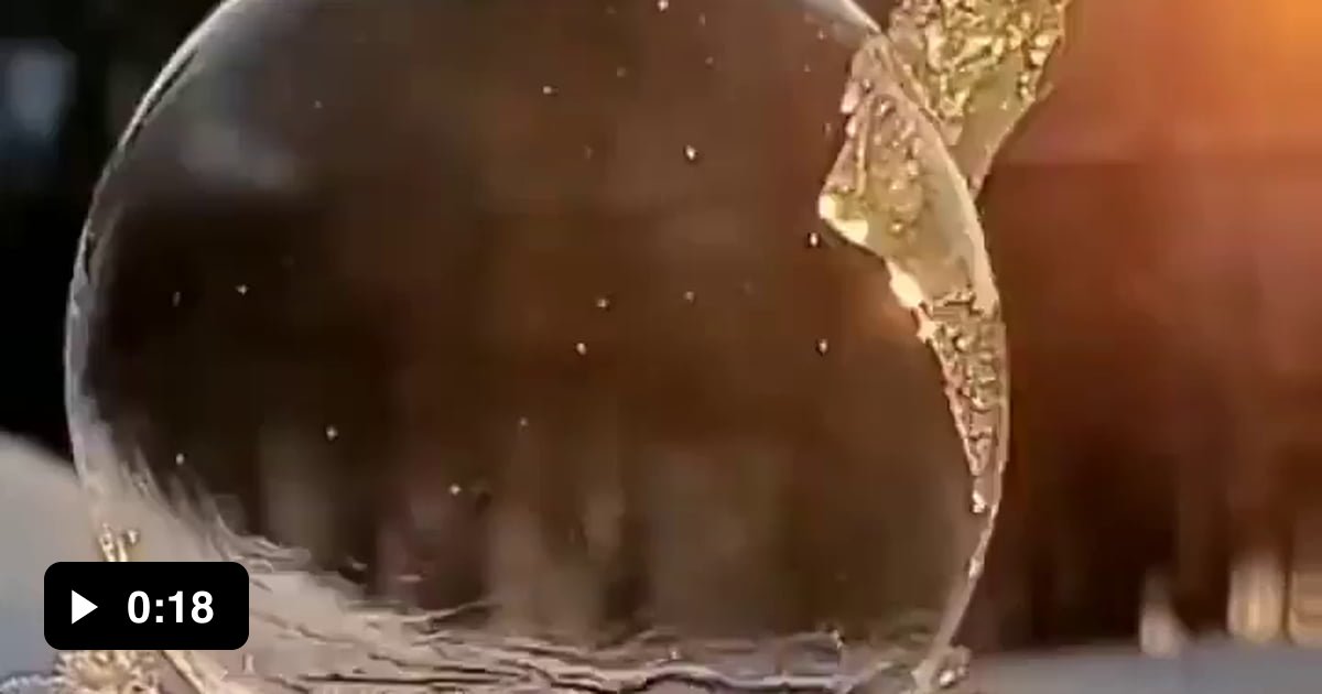 The way this soap bubble freezes… - 9GAG