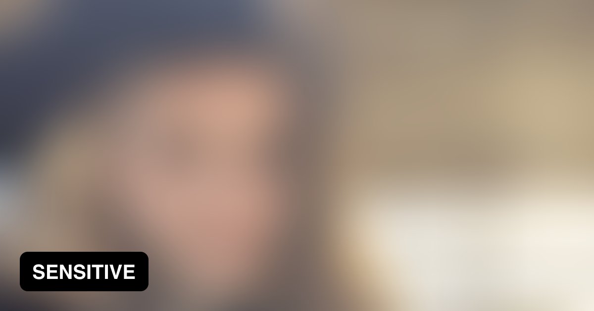 Amélia Ferland - 9GAG