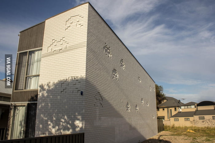 Space Invaders home in Australia. - 9GAG