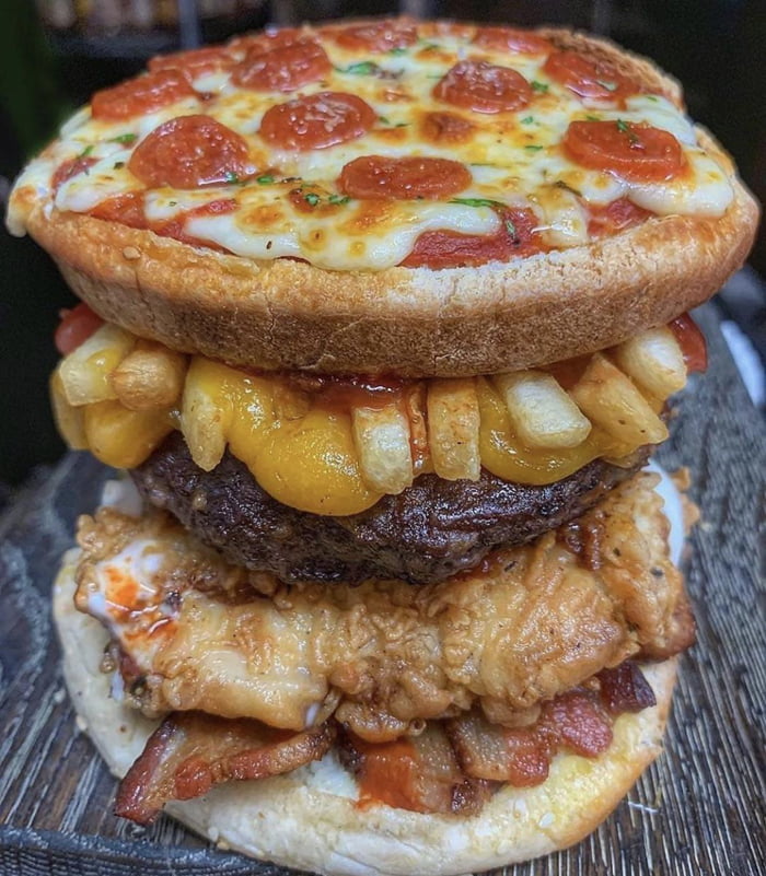 Pizza Burger Loaded Fry Chicken Sandwich - 9GAG