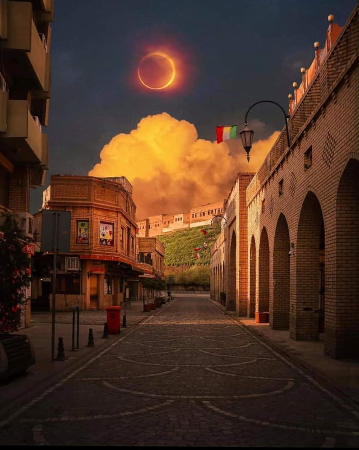 Yesterdays solar eclipse in the city Erbil, it looks stunning - 9GAG