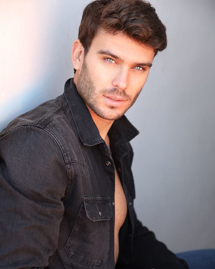 David Carrión Deniz - 9GAG