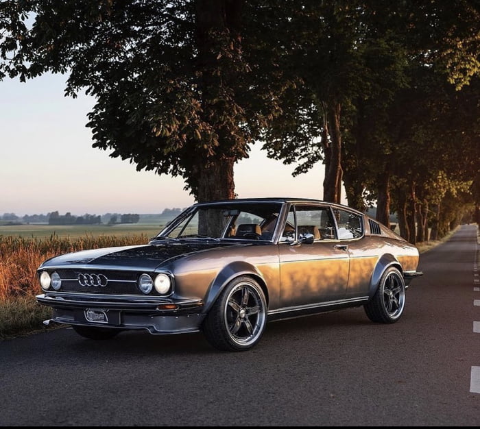 72 Audi 100 coupé S - 9GAG