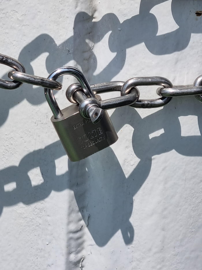 Hi-tech lock system - 9GAG