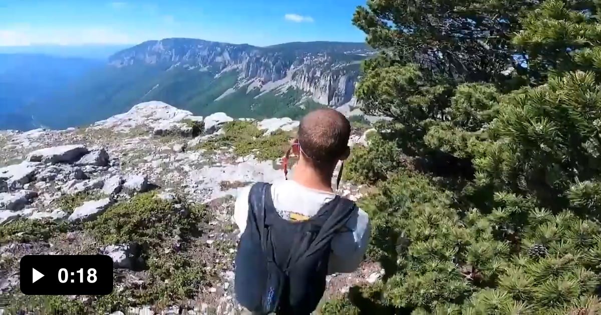 Cliff Base Jumping - 9GAG