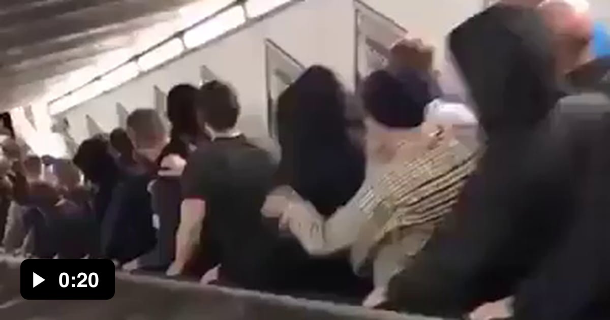 BAIL OUT… BAIL OUT - 9GAG