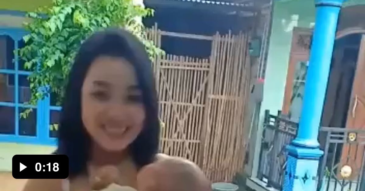 Ibu ibu muda dan beranak, susu murni🥛 ready. - 9GAG