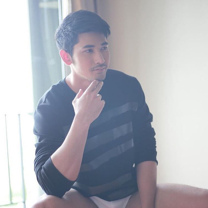 Phanuphong Wanthamat - 9GAG