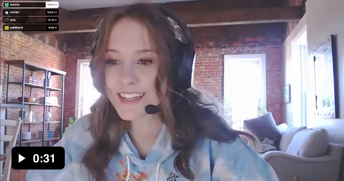 Twitch streamer Taydro's dad drops in during a stream - 9GAG