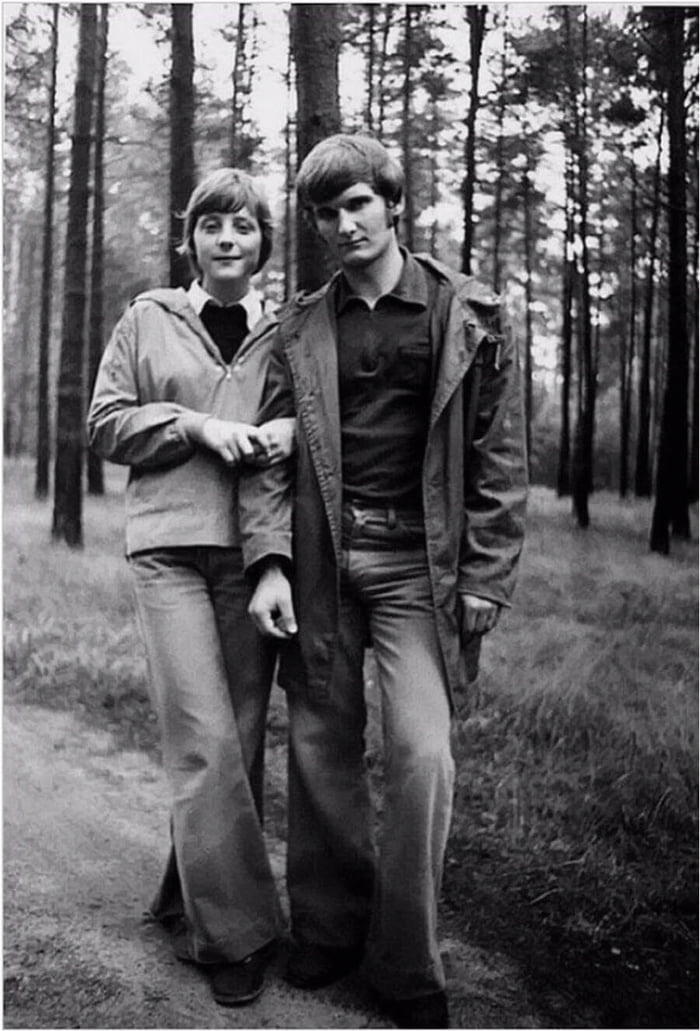 Angela with husband Ulrich Merkel in 1975 - 9GAG