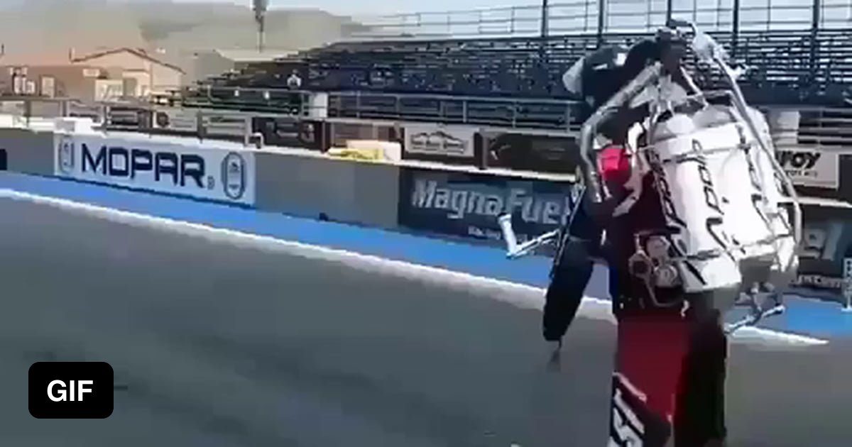Jet pack vs. car - 9GAG