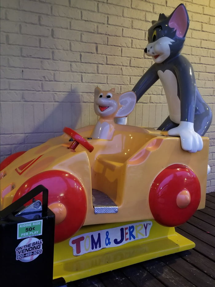 What the F*** happened to Tom and Jerry? - 9GAG