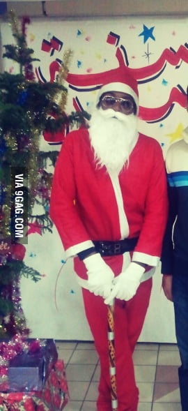 Skinny Black Santa!!! - 9GAG