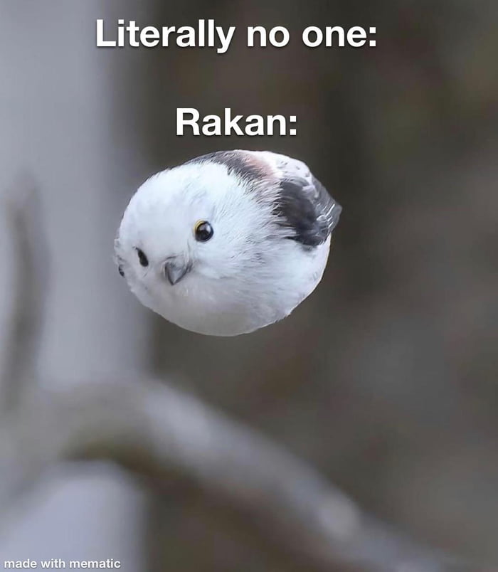 When 1 enemy steps out of position - 9GAG