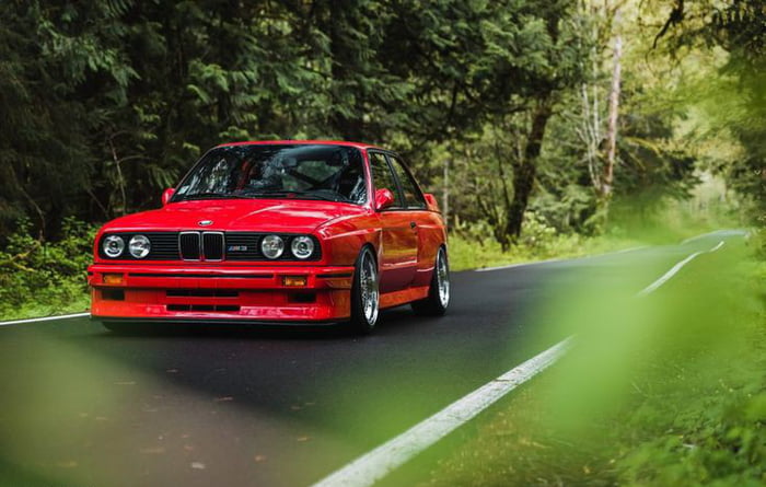 Stunning E30 M3 - 9GAG