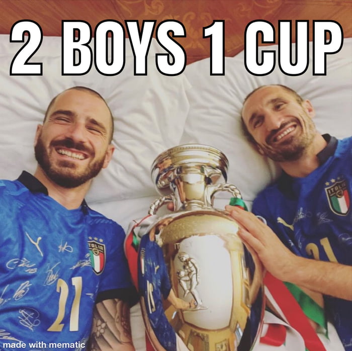 2 boys 1 cup - 9GAG