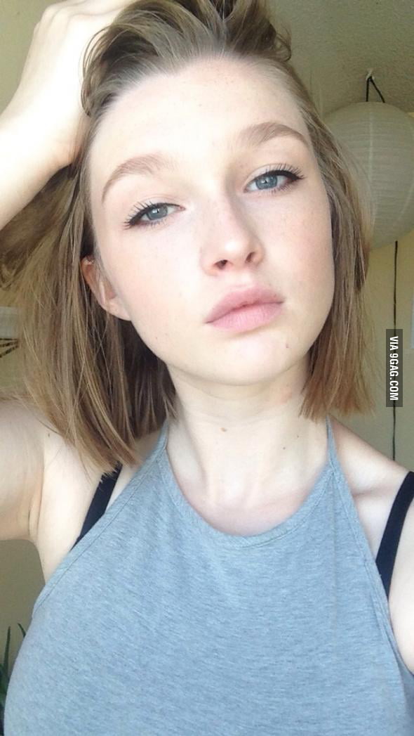 Perfect lips - 9GAG