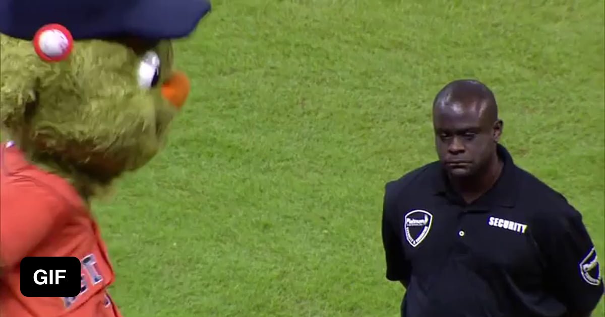 Don't mess with this security guard - 9GAG