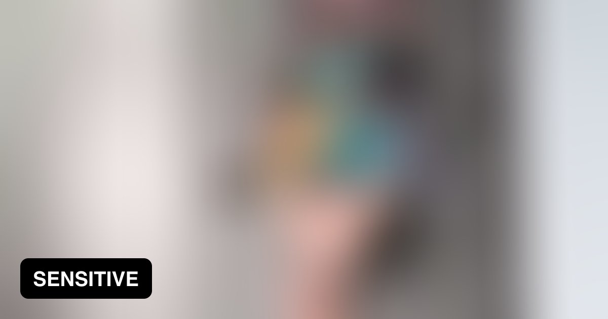 Which outfit is you favorite? (Lyra Crow) - 9GAG