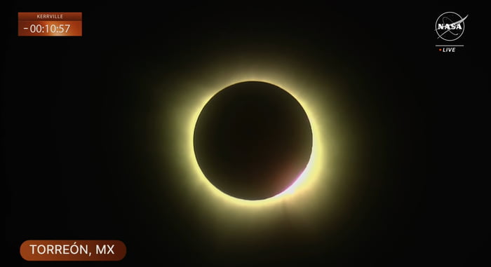 Total Solar Eclipse - Torreon MX - 9GAG
