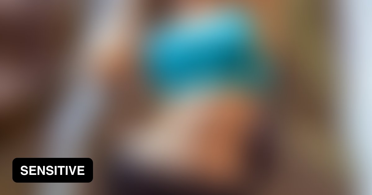 Amanda Lynne as Lara Croft - 9GAG