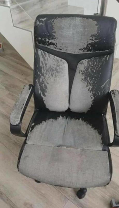 This is the seat. - 9GAG