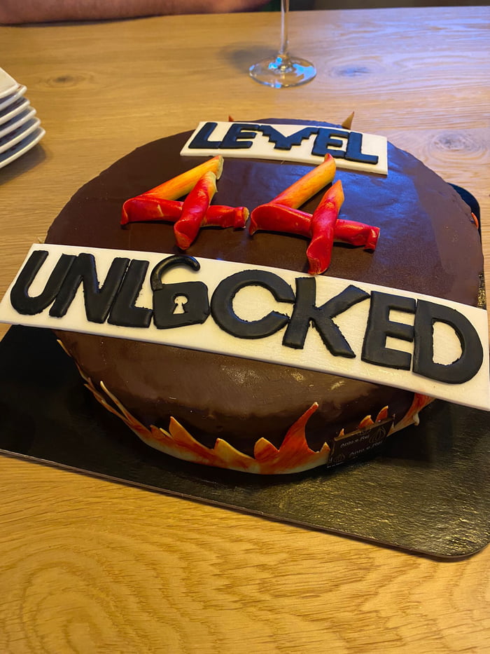 Awesome Girlfriend: I'm a fan of PoE and Diablo, so she prepare me this ...