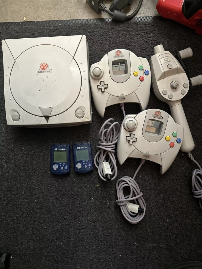 Just bought this for $200 - working. Seemed like a decent enough deal to me? Wadda you think ...