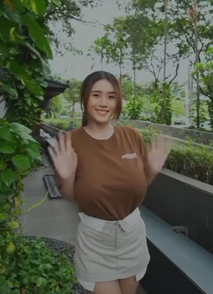 Just Wanna Say "Hello" - 9GAG