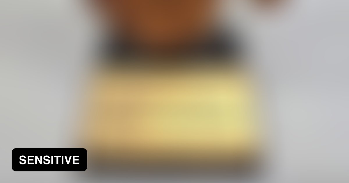 Netanyahu gave Trump this ‘pager’ gift on his last visit. Very original ...