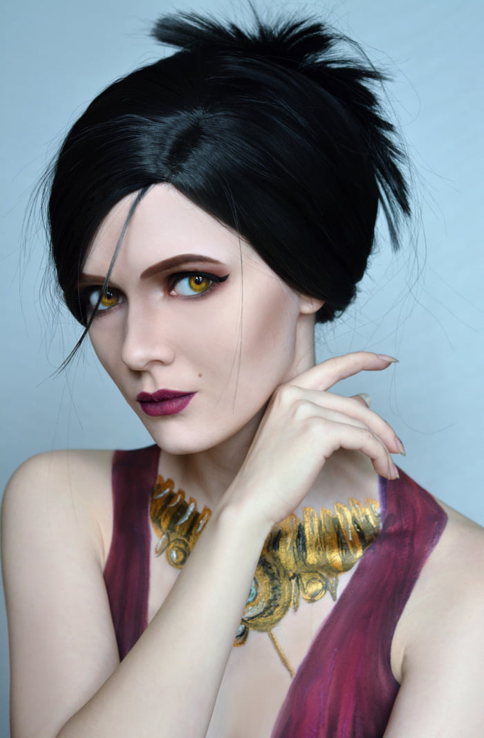Morrigan makeup and bodypaint by Irina Sabetskaya - 9GAG