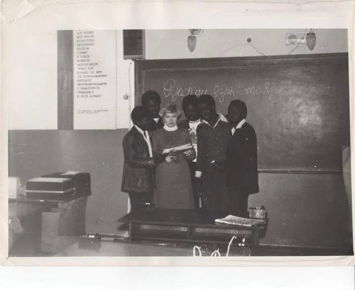 African students in USSR - 9GAG