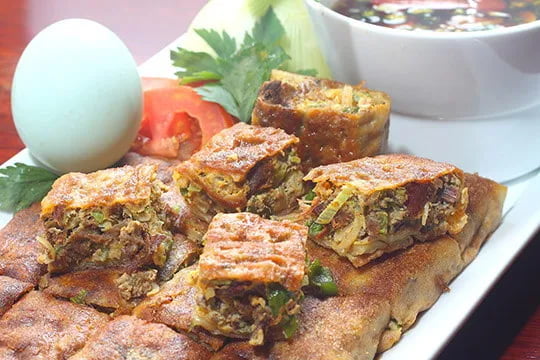 Martabak Kubang origin from Indonesia. Not from India. India like to ...