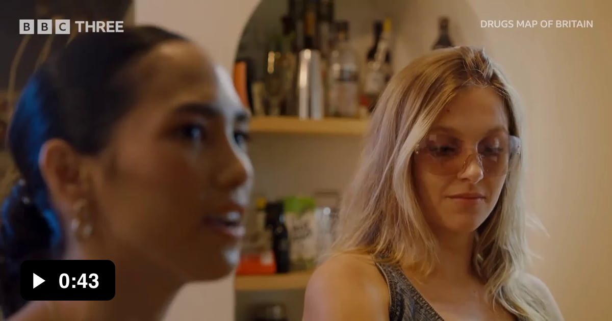 Wonder if she add that to her CV... - 9GAG