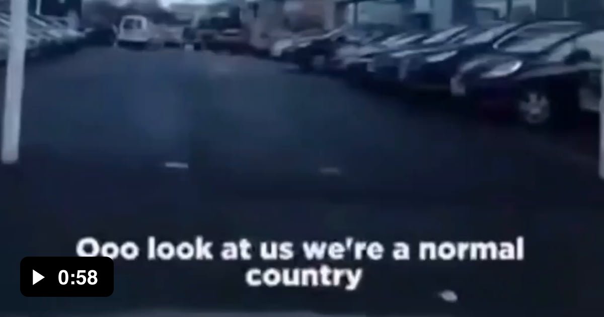 See absolutely no problem here - 9GAG