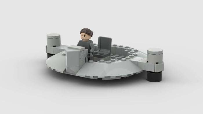 That senate pod from Star Wars, in LEGO form! - 9GAG