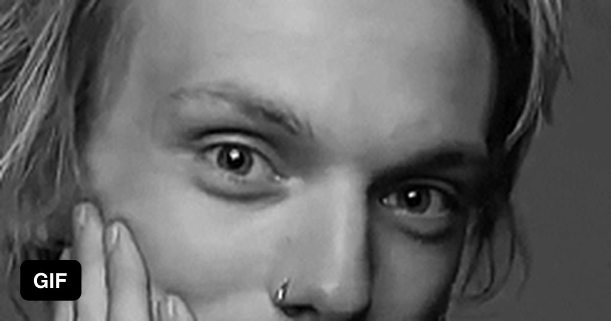 Jamie Campbell Bower. His smile is so cute. - 9GAG