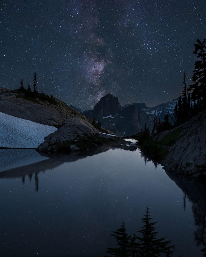 Cathedral Rock from Robin Lakes in the Alpine Lakes Wilderness, WA - 9GAG