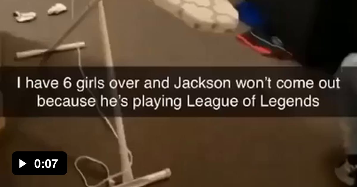 Average support player - 9GAG