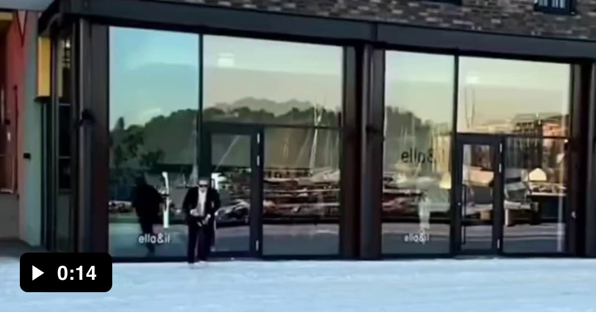 The upgrade guy - 9GAG