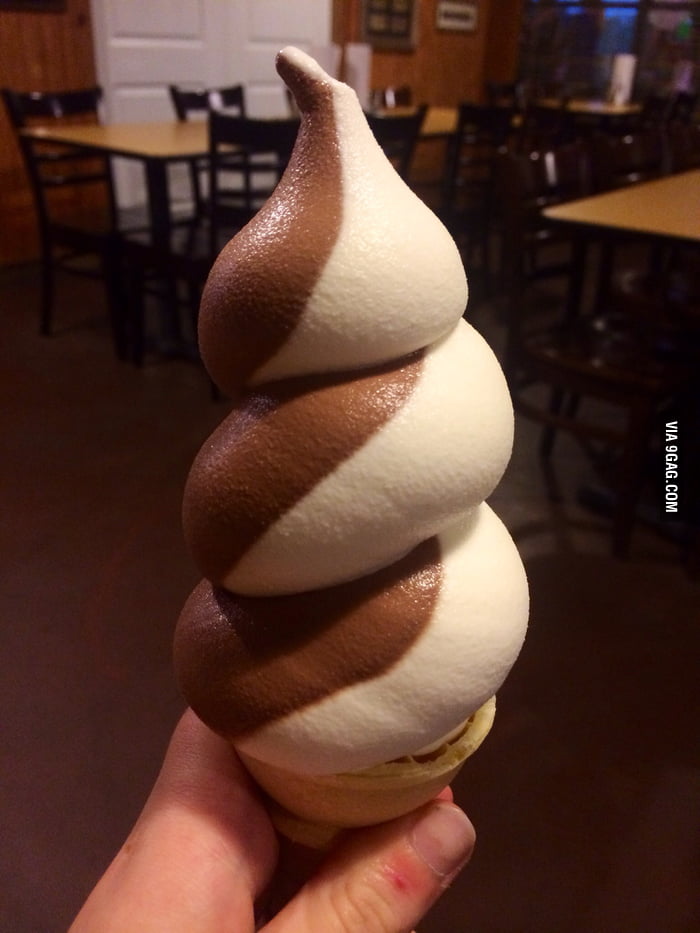 A flawless soft-serve cone - 9GAG