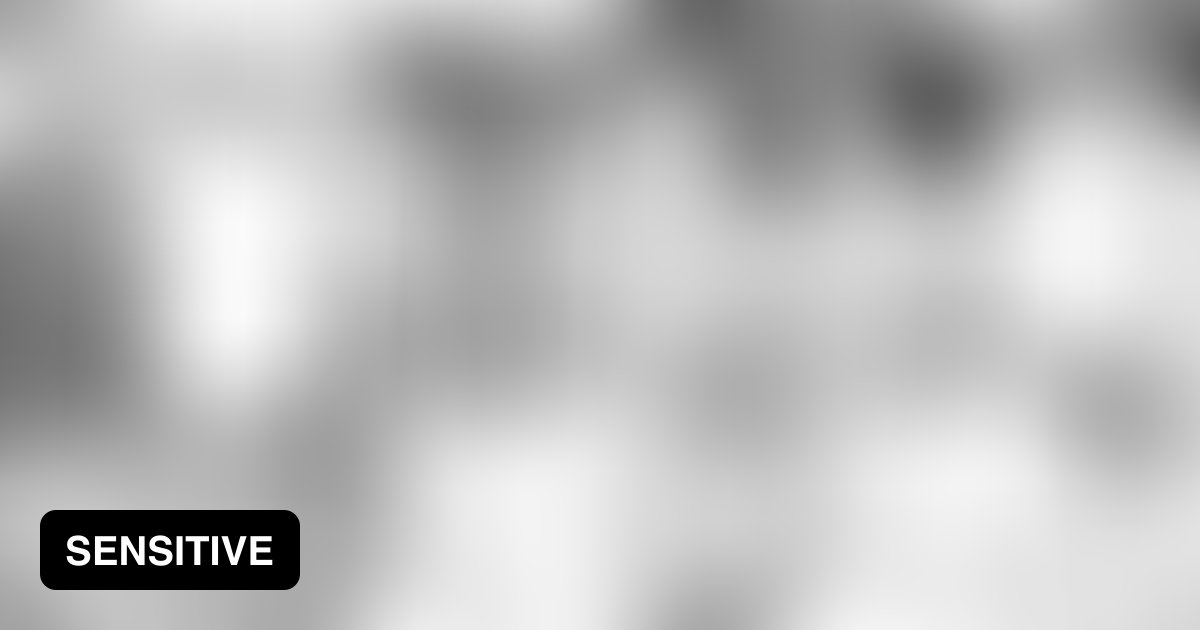 1 guy 2 girls - 9GAG