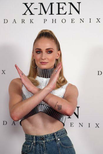 I can't believe Sophie Turner is not Slavic. She has the classic East ...