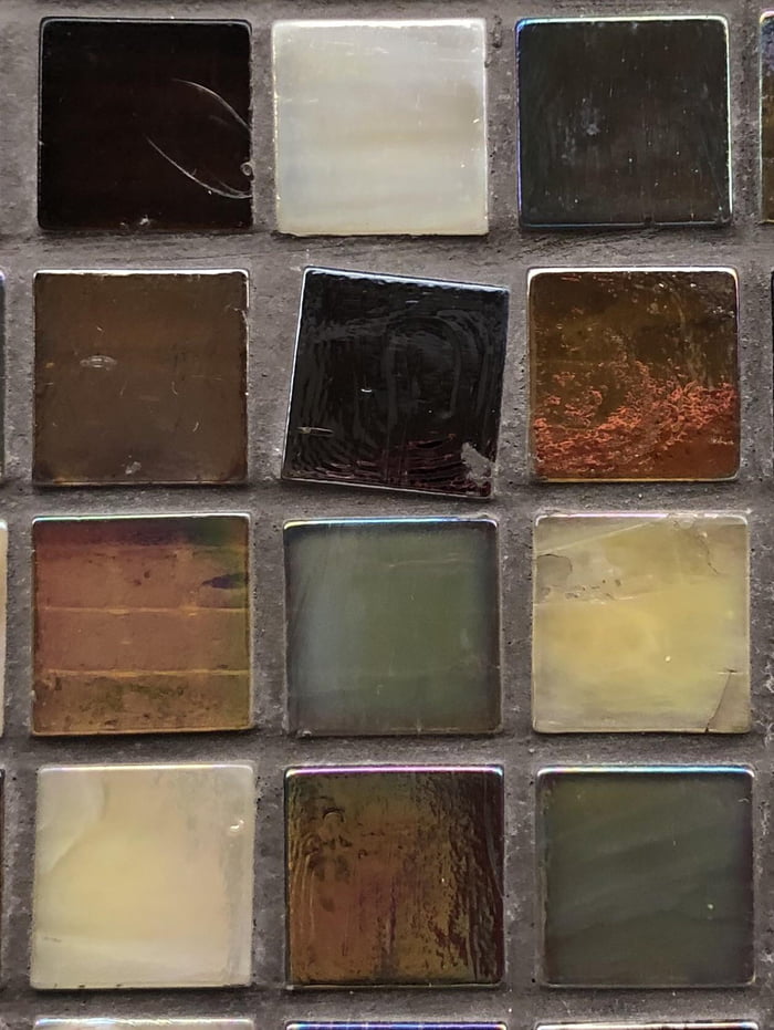 This misaligned tile in a Changi Airport toilet. - 9GAG