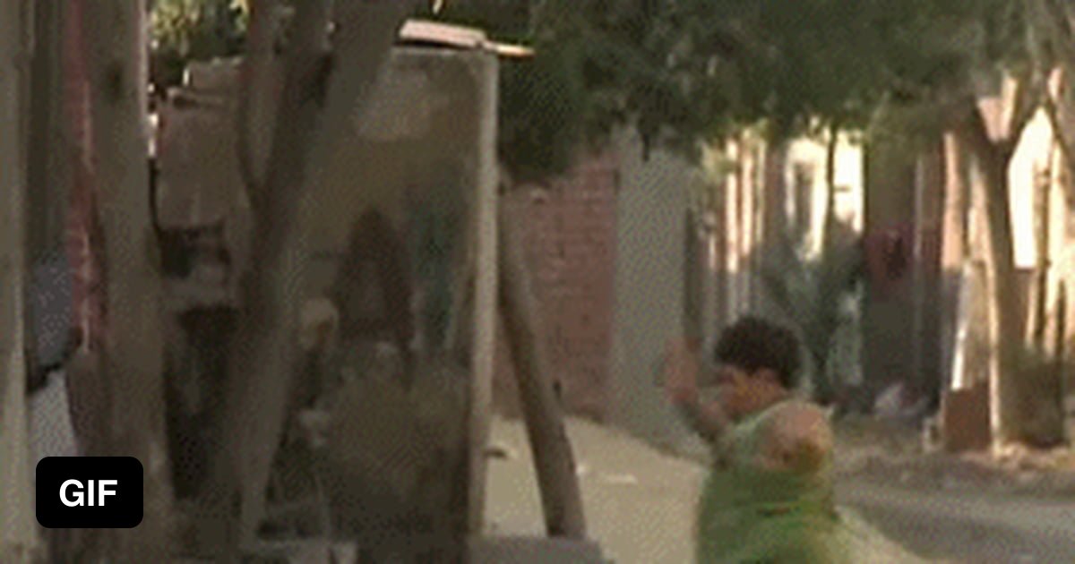 Can't stop watching.. - 9GAG