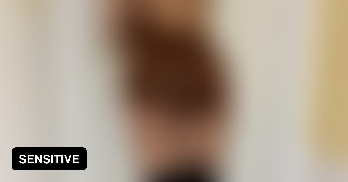 Matching the tan - 9GAG