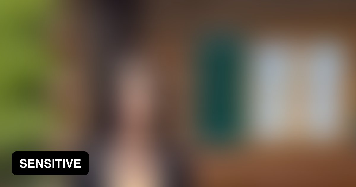 Something's missing - 9GAG