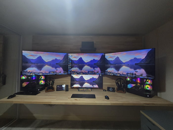 New house.. New battlestation. 24 hours solid build - 9GAG