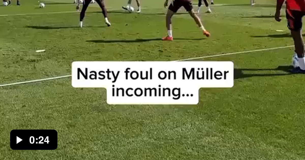 Brutal foul on Thomas Müller in Bayern Training - 9GAG