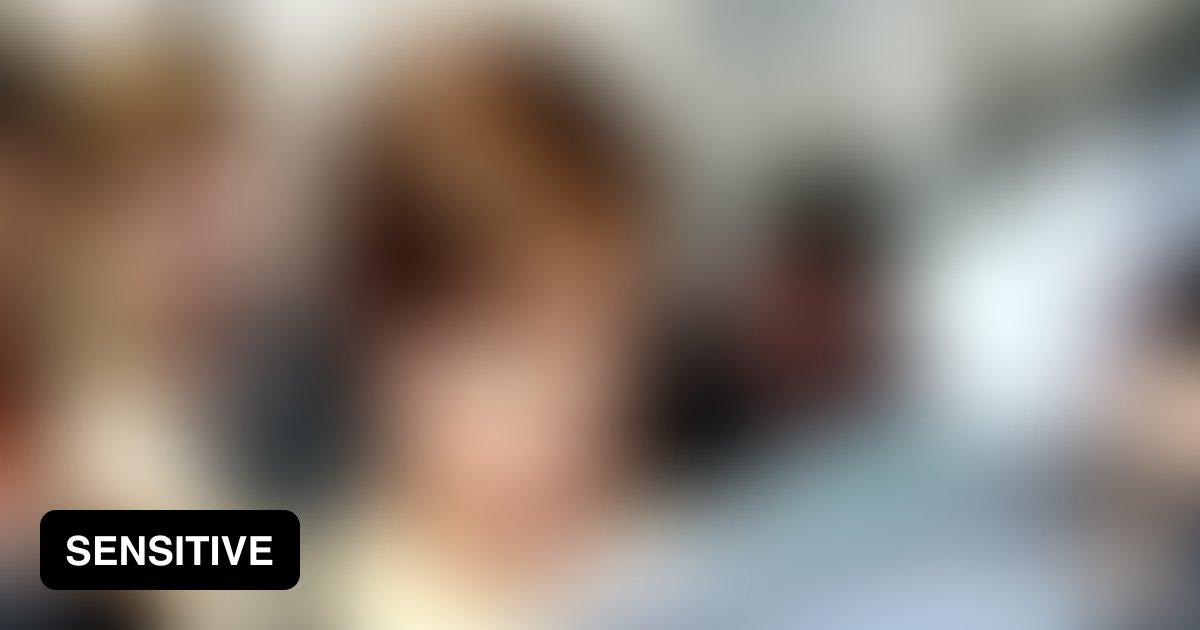 Emma is so freaking cute 😍 - 9GAG